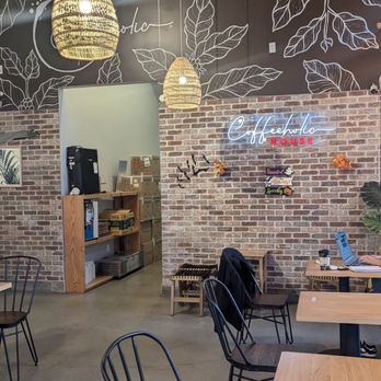 COFFEEHOLIC HOUSE - Updated June 2025 - 571 Photos & 227 Reviews - 8525 ...