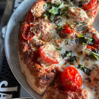 EASY PIE - Updated September 2025 - 195 Photos & 168 Reviews - 649 ...