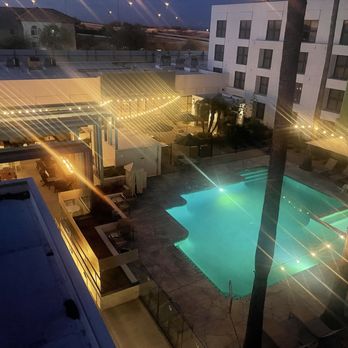 DOUBLETREE BY HILTON PHOENIX CHANDLER - Updated October 2025 - 237 ...