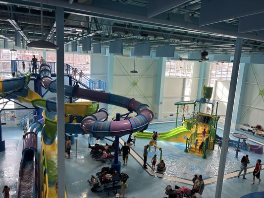 SPLASH INDOOR WATER PARK RESORT - Updated July 2025 - 92 E 1st St ...