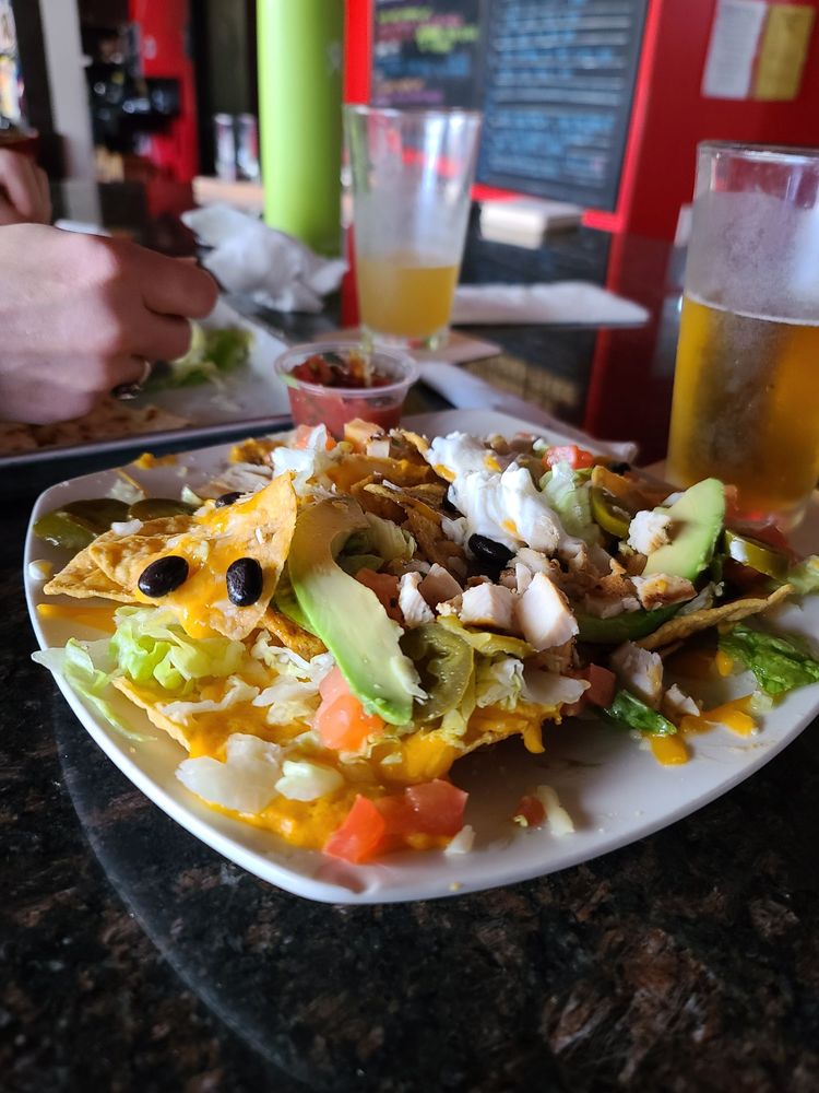 19 HANDLES PUB & GRILL - Updated August 2025 - 480 Photos & 478 Reviews ...