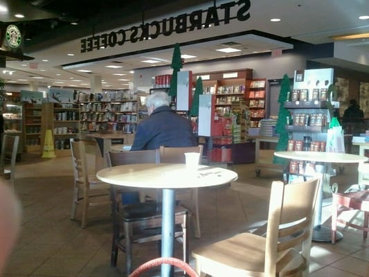 CHAPTERS - CLOSED - Updated December 2025 - 13 Photos & 24 Reviews ...