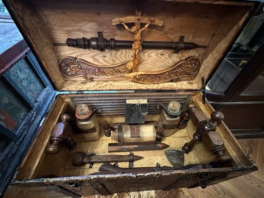 VAMPA VAMPIRE & PARANORMAL MUSEUM - Updated July 2024 - 31 Photos ...