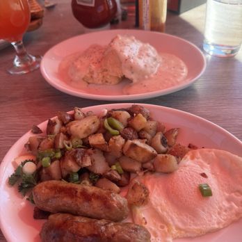 HOT OFF THE GRIDDLE - Updated May 2024 - 86 Photos & 98 Reviews - 4800 ...