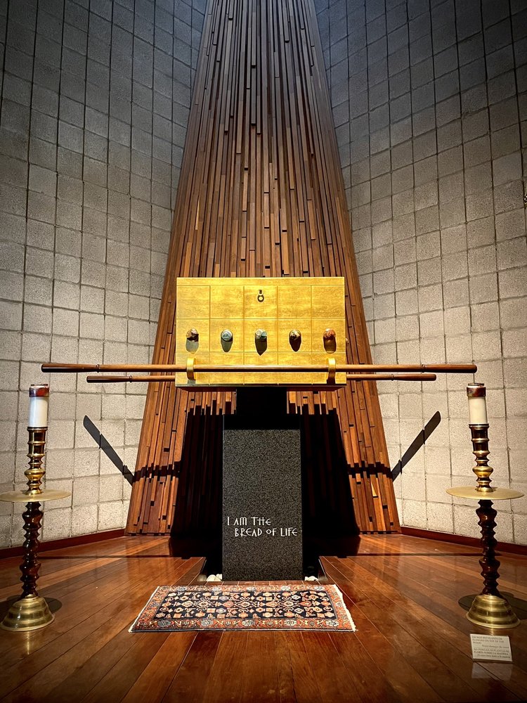 PRINCE OF PEACE ABBEY - 106 Photos & 17 Reviews - Churches - 650 Benet ...