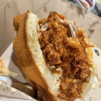 CLUCKERS - Updated October 2025 - 216 Photos & 121 Reviews - 701 S ...