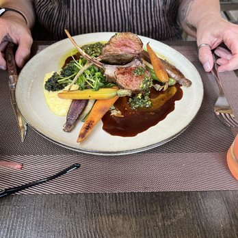 DECANT - 100 Photos & 95 Reviews - 1108 E Main St, Medford, Oregon ...