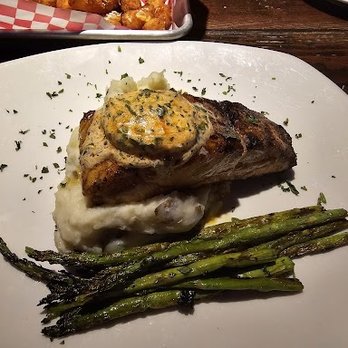 ROADRUNNER SALOON - Updated October 2025 - 189 Photos & 267 Reviews ...