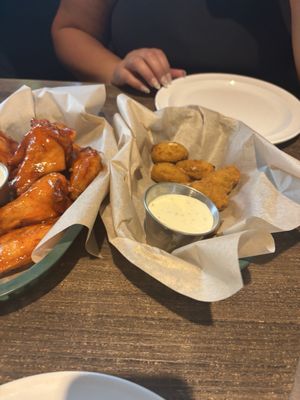 THE 303 SPORTS GRILL - Updated December 2025 - 179 Photos & 262 Reviews ...