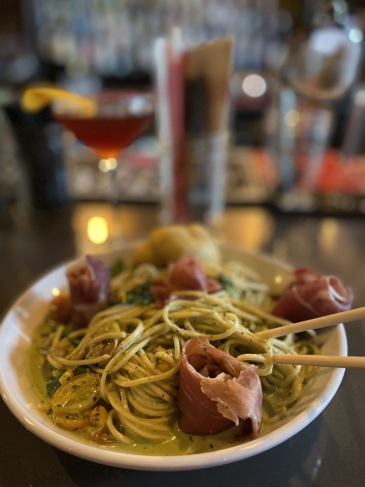 GRAFFITI PASTA - 106 Photos & 126 Reviews - 118 W Oak St, Denton, Texas ...