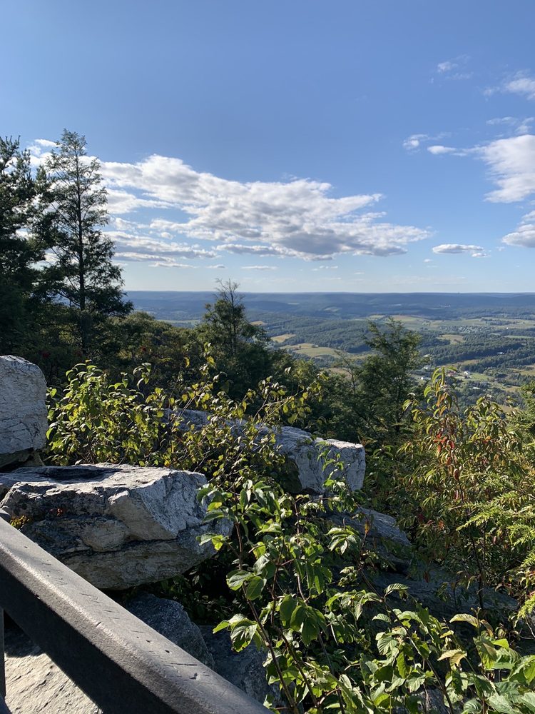 HAWK MOUNTAIN - 125 Photos & 45 Reviews - Hiking - 1700 Hawk Mountain ...