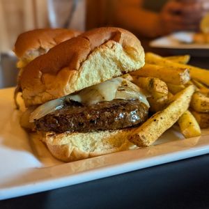 RED DOG BAR & BISTRO - Updated October 2025 - 21 Photos & 28 Reviews ...