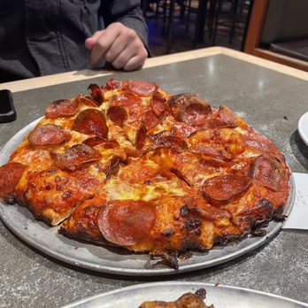 Toppers Pizza Place - Cheap - Pizza - Updated June 2025 - 89 Photos ...