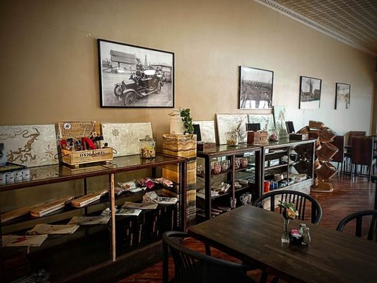 BLACKHORSE MERCANTILE & CAFE - Updated January 2025 - 104 Photos & 11 ...
