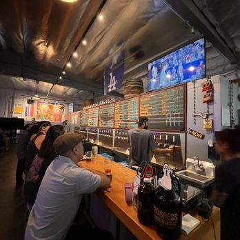 PROGRESS BREWING - Updated August 2025 - 667 Photos & 426 Reviews ...