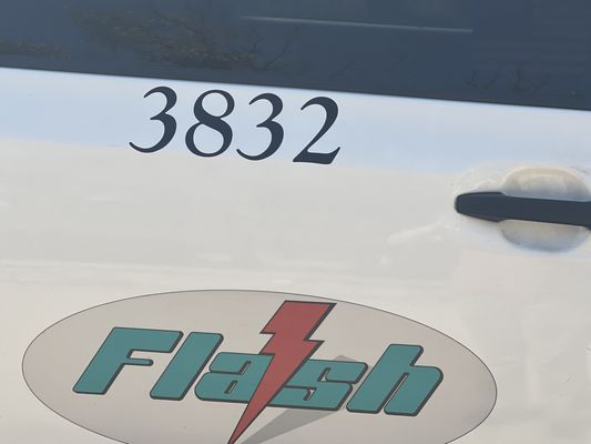 FLASH CAB - Updated October 2025 - 47 Photos & 560 Reviews - 5200 N ...