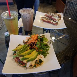 CAFE VALER - Updated September 2025 - 1190 Photos & 1042 Reviews - 112 ...