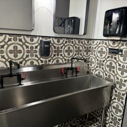 492 BBQ - Updated July 2025 - 21 Photos & 22 Reviews - 1703 W Trenton ...