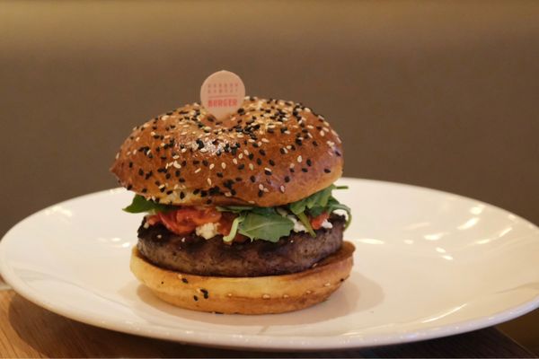 GORDON RAMSAY BURGER - 907 Photos & 466 Reviews - 2 E Ontario St ...