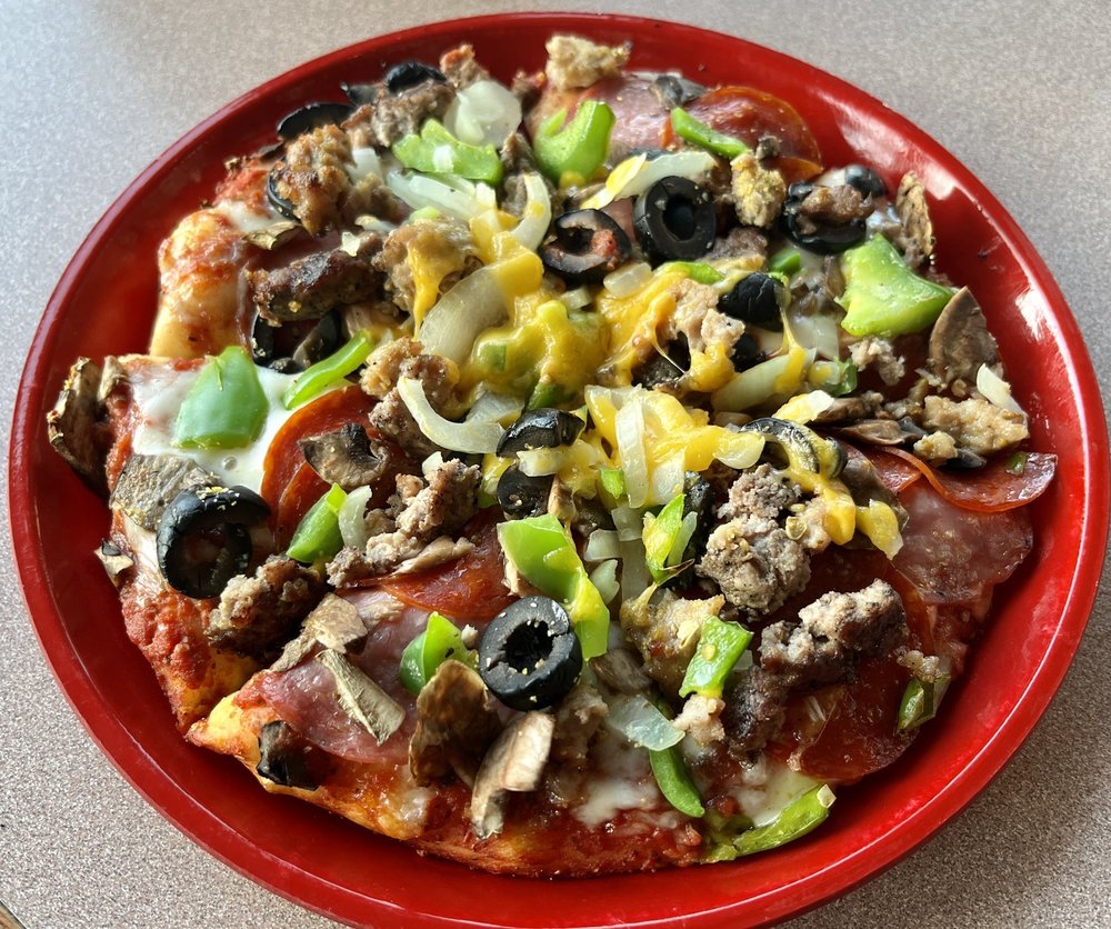 VILLAGE HOST PIZZA - Updated October 2025 - 162 Photos & 361 Reviews ...