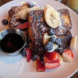 BEA - Updated December 2024 - 2660 Photos & 3044 Reviews - 403 W 43rd ...