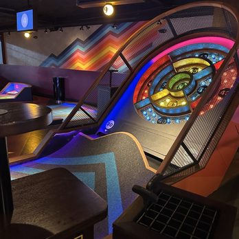 PUTTSHACK - ADDISON - Updated December 2025 - 347 Photos & 183 Reviews ...