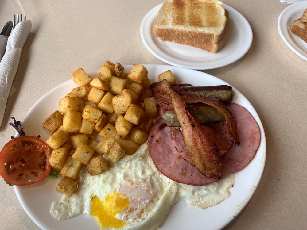 HUMPTY’S FAMILY RESTAURANT - Updated January 2026 - 8815 101 Street ...