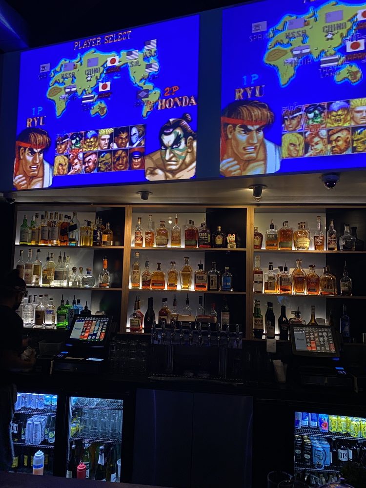 EIGHTYTWO - 1335 Photos & 1574 Reviews - Arcades - 707 E 4th Pl, Los ...