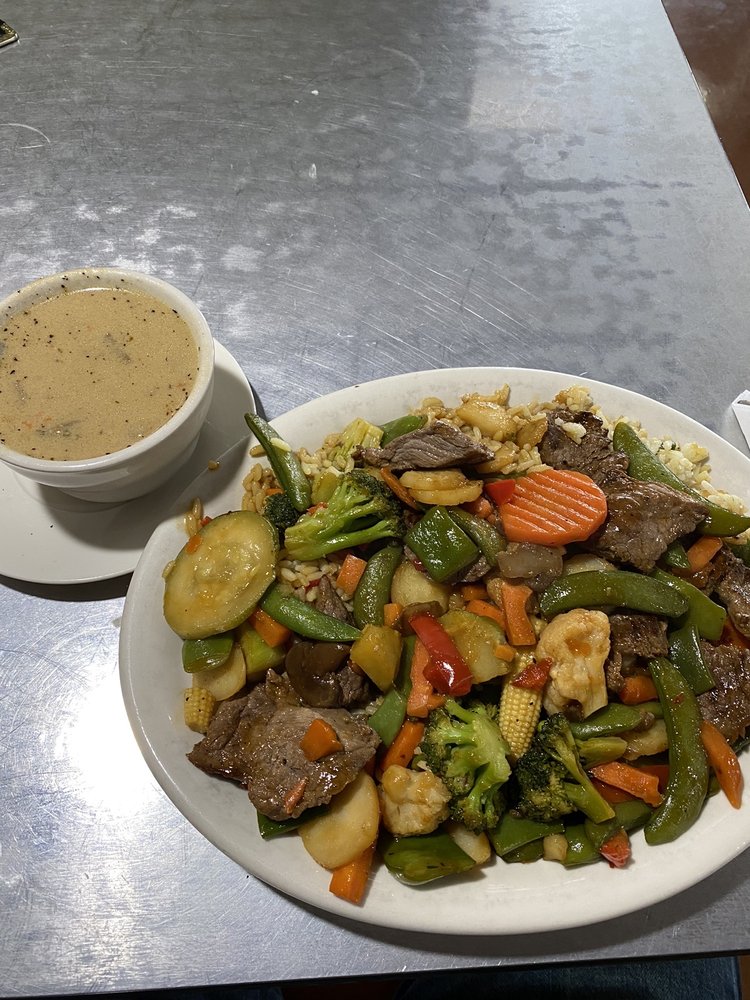 BAYSIDE DIMITRI’S FAMILY DINING - 34 Photos & 38 Reviews - 35256 23 ...