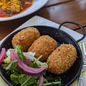 CASCAL - Updated July 2025 - 3521 Photos & 3475 Reviews - 400 Castro St ...