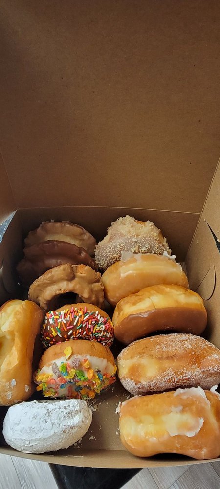 DONUT FAIR - Updated March 2025 - 61 Photos & 76 Reviews - 4100 El ...