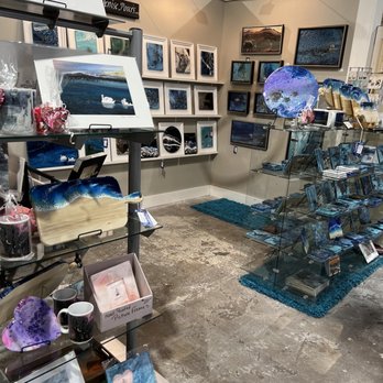 PAINTED TREE BOUTIQUES - Updated November 2025 - 136 Photos & 35 ...