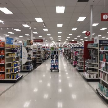 TARGET - Updated March 2025 - 21 Photos & 26 Reviews - 17450 US Highway ...
