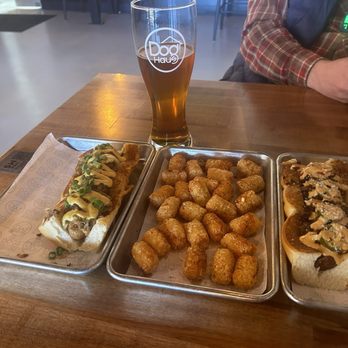 DOG HAUS BIERGARTEN - Updated January 2026 - 181 Photos & 80 Reviews ...