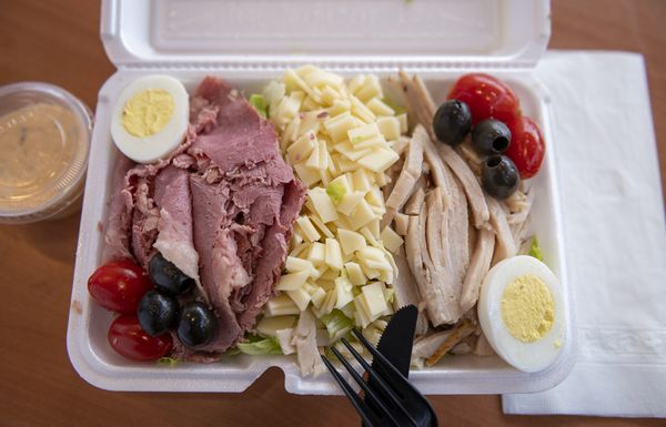 BREAD BASKET DELI - Updated November 2024 - 54 Photos & 56 Reviews ...