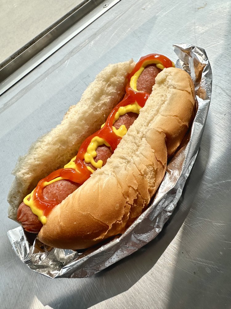 NICKY’S HOTDOGS - Updated September 2025 - 12 Photos - 255 Murtland Ave ...