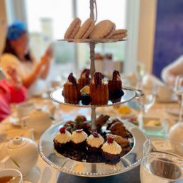 AZUREA - Updated July 2025 - 555 Photos & 206 Reviews - 1 Ocean Blvd ...