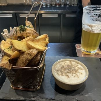 CANIL CERVEJA - Updated December 2025 - 52 Photos & 22 Reviews - R. dos ...