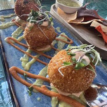 MODÍ - Updated May 2025 - 160 Photos & 74 Reviews - 88 Natoma St, San ...