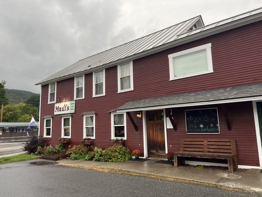 MAXI’S RESTAURANT - Updated January 2026 - 100 Photos & 191 Reviews ...