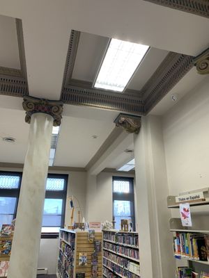 FRANKFORT COMMUNITY PUBLIC LIBRARY - Updated August 2025 - 42 Photos ...