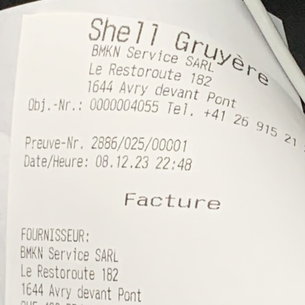 SHELL GRUYERE - Updated September 2024 - Le Restoroute 184, Pont-en ...