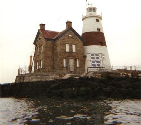 EXECUTION ROCKS LIGHTHOUSE - Updated December 2024 - Long Island Sound ...