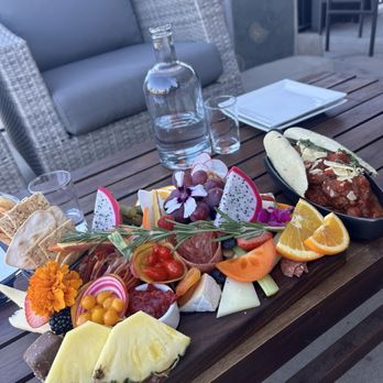 QUENCH TAPS AND TAPAS - Updated December 2025 - 237 Photos & 195 ...