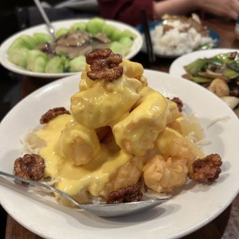 EMEI - Updated April 2025 - 1285 Photos & 765 Reviews - 915 Arch St ...