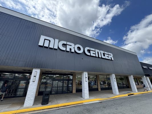 MICRO CENTER - Updated December 2025 - 105 Photos & 476 Reviews - 3089 ...