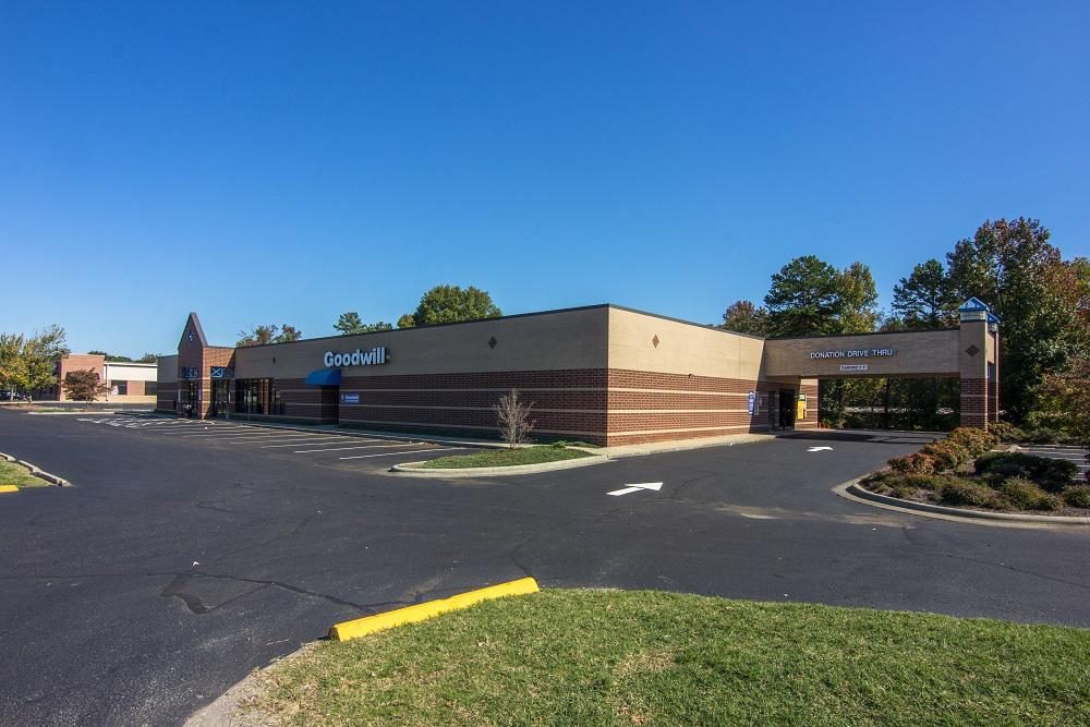 GOODWILL - LINCOLNTON - Updated October 2025 - 510 N Generals Blvd ...