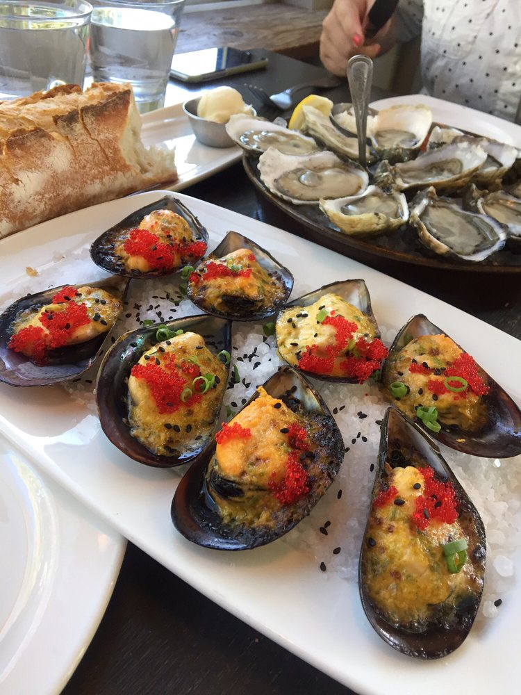 Taylor Shellfish Oyster Bar - 1135 Photos & 623 Reviews - Seafood - 124 ...
