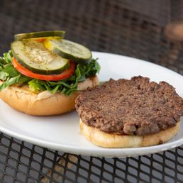 FIZZ BURGERS AND BOTTLES - Updated November 2025 - 99 Photos & 248 ...