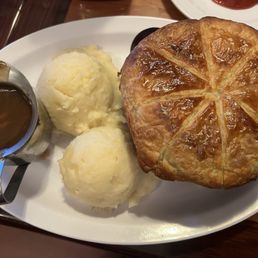 PICKWICK PUB - Updated October 2024 - 214 Photos & 387 Reviews - 21010 ...